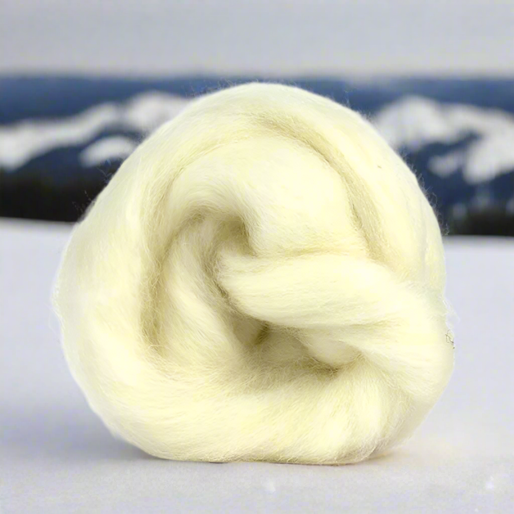 NORWEGIAN NATURAL WHITE - combed wool top – FibreHut