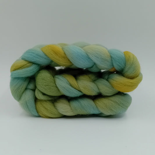 Inspire your wool spinning with our hand dyed creations – FibreHut