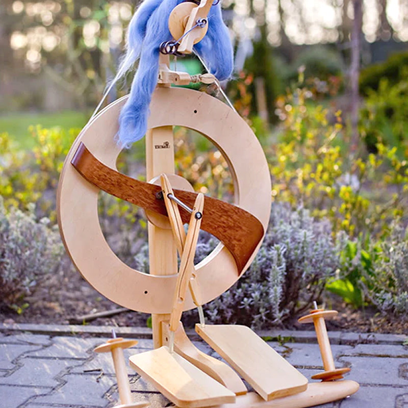 The UK spinners, weavers & dyers shop – FibreHut